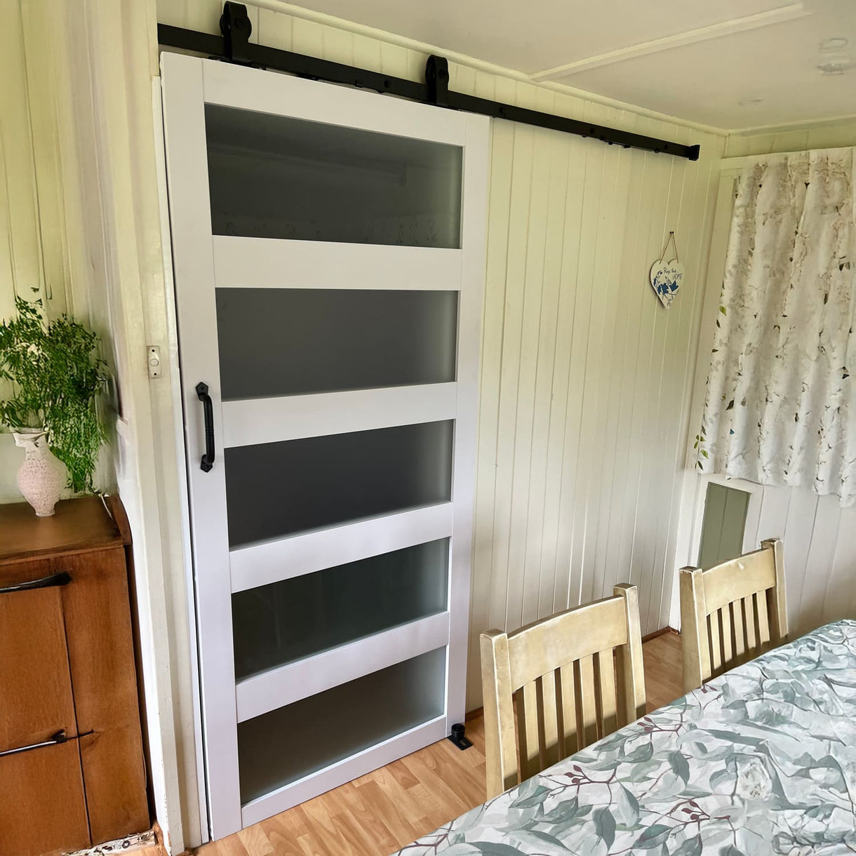 Glass White Barn Doors -Barn Door Outlet – BarnDoorOutlet